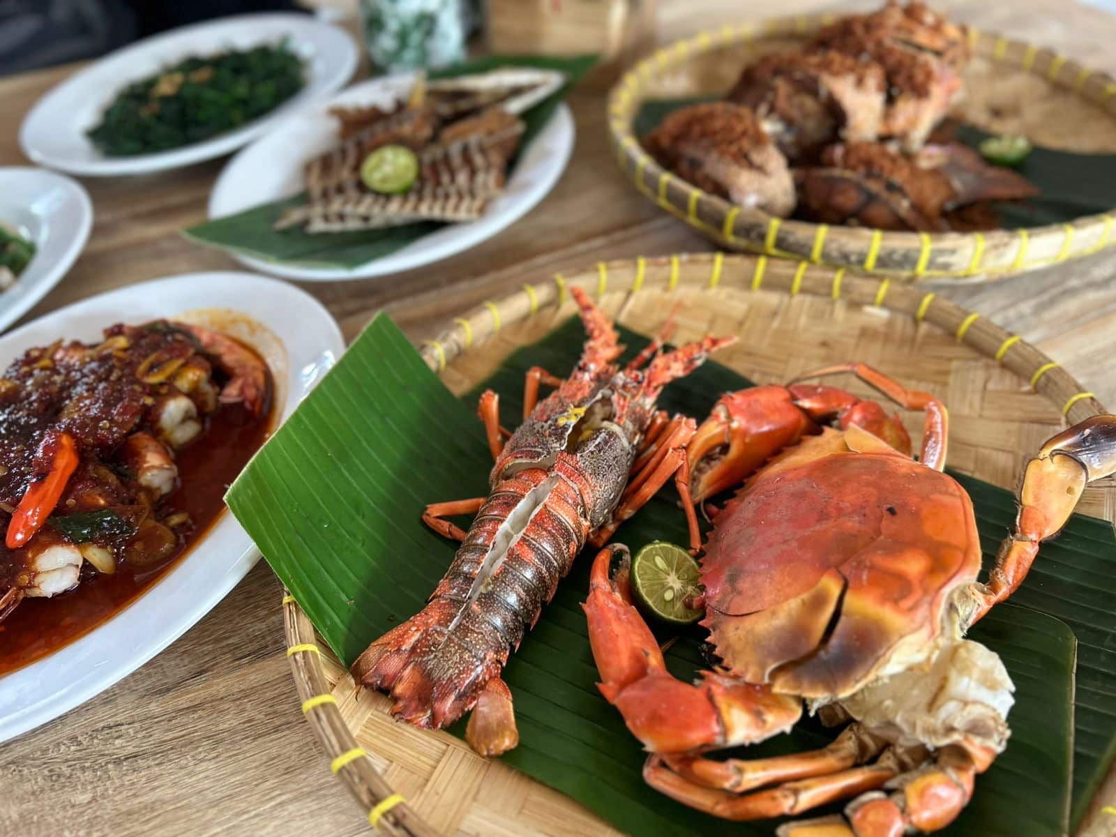 Libas Rindu Laut dengan Lobster Panggang, Kuwe Bakar, dan Udang Venamel ...